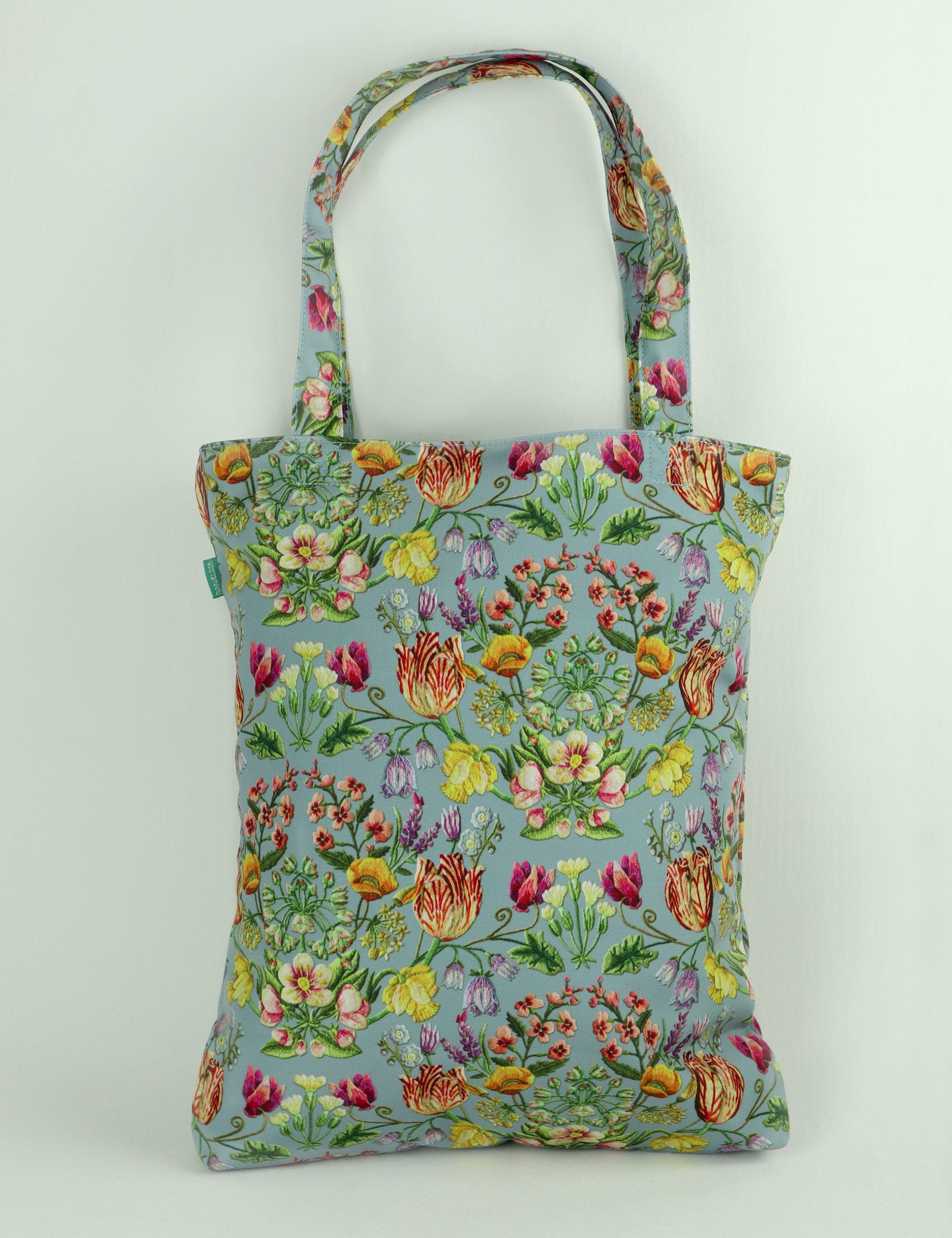 Agnes Toth Studio - 'SPRING BLUE'